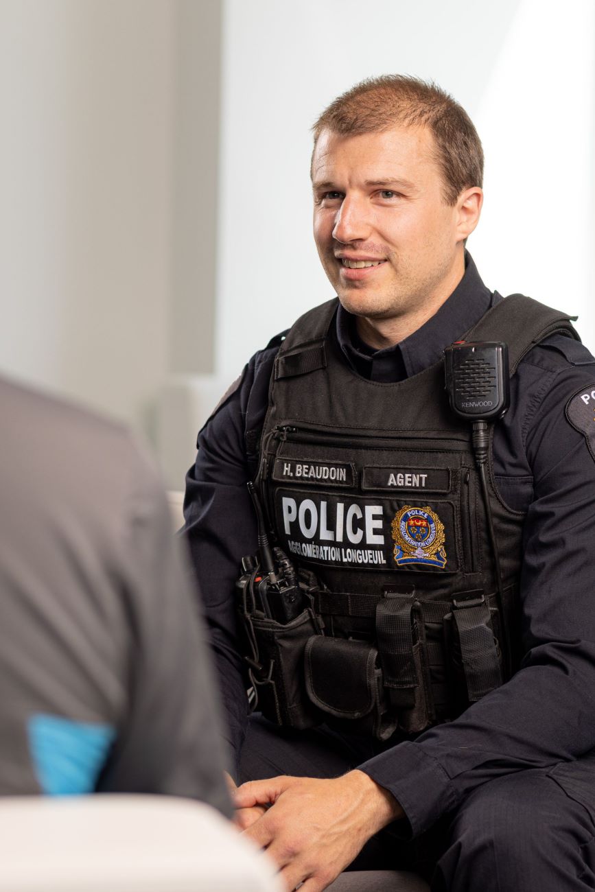 Policiers RÉSO – Réseau d’entraide sociale et organisationnel | Ville de Longueuil